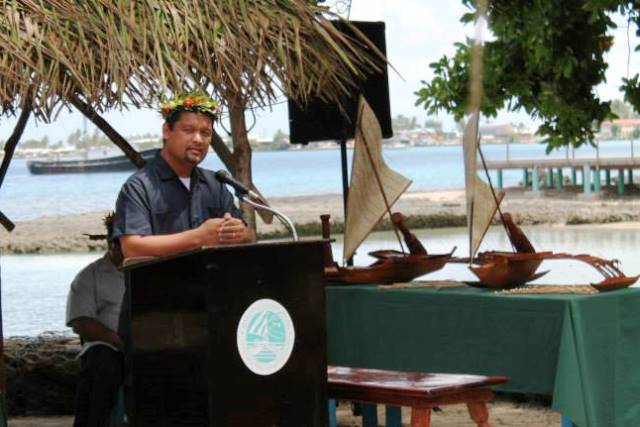 Graduation – Canoes of the Marshall Islands – Waan Aelõñ in Majel